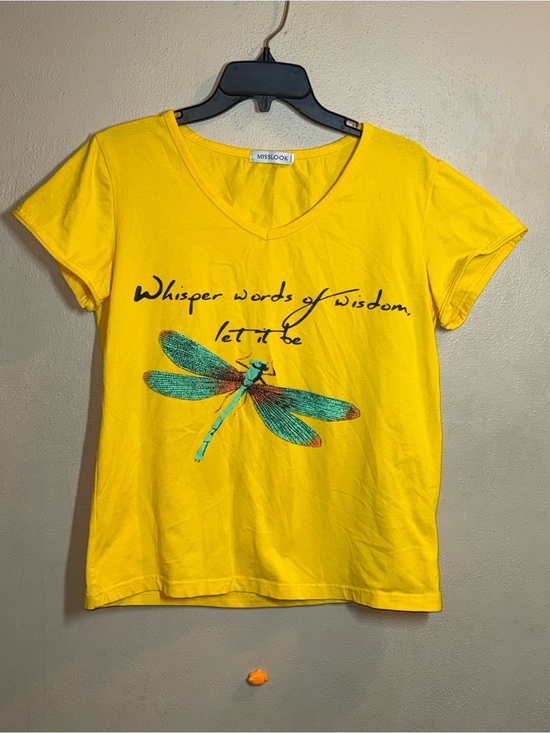 MISSLOOK | Tops | Nwot Misslook Yellow Vneck T Whisper Words Of Wisdom ...